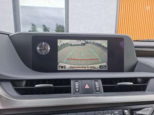 Melns Lexus ES 300 H 2020 Viļņa, ar dzinēja tilpumu 2.49 L un nobraukumu 172 tūkst. km par 24900 €, foto 14 vietnē AUTOMOTO.COM.LV