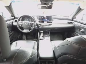 Melns Lexus ES 300 H 2020 Šauļi, ar dzinēja tilpumu 2.49 L un nobraukumu 242 tūkst. km par 19399 €, foto 8 vietnē AUTOMOTO.COM.LV