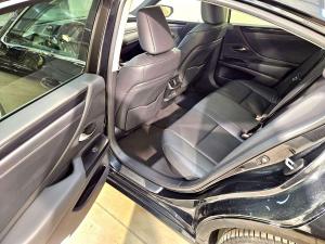 Melns Lexus ES 300 H 2021 Marijampole, ar dzinēja tilpumu 2.49 L un nobraukumu 274 tūkst. km par 19500 €, foto 26 vietnē AUTOMOTO.COM.LV