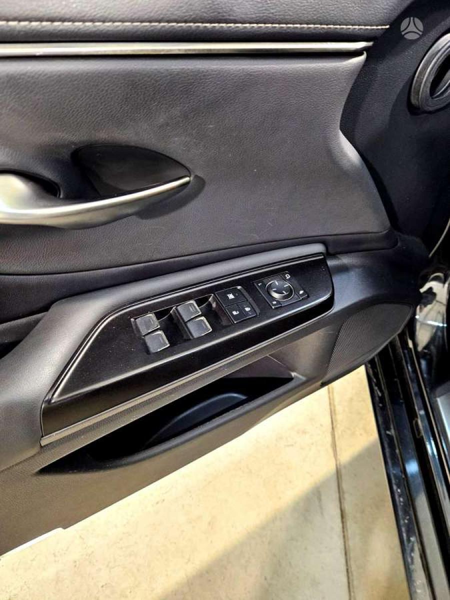 Melns Lexus ES 300 H 2021 Marijampole, ar dzinēja tilpumu 2.49 L un nobraukumu 274 tūkst. km par 19500 €, foto 29 vietnē AUTOMOTO.COM.LV
