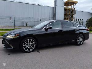 Black Lexus ES 300 H 2021 in Vilnius, with an engine capacity of 2.49 L and mileage of 198 thousand km for 18990 €, photo 34 on AUTOMOTO.COM.LV