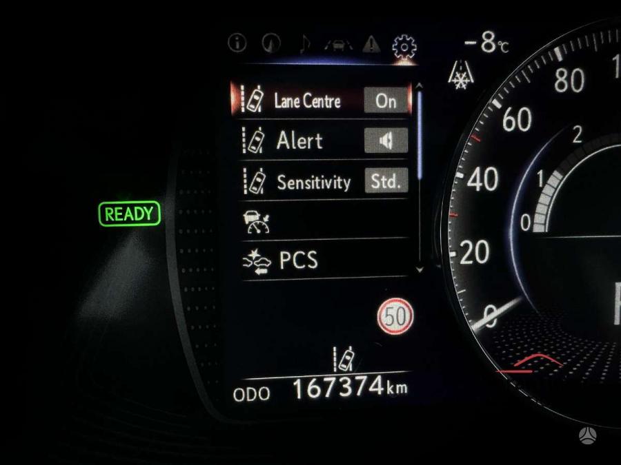 Black Lexus ES 300 H 2022 in Vilnius, with an engine capacity of 2.49 L and mileage of 167 thousand km for 29950 €, photo 15 on AUTOMOTO.COM.LV