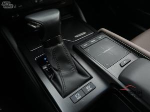 Melns Lexus ES 300 H 2022 Avižieniai, ar dzinēja tilpumu 2.50 L un nobraukumu 167 tūkst. km par 29950 €, foto 30 vietnē AUTOMOTO.COM.LV