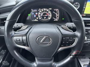 Melns Lexus ES 300 H 2022 Avižieniai, ar dzinēja tilpumu 2.50 L un nobraukumu 167 tūkst. km par 29500 €, foto 12 vietnē AUTOMOTO.COM.LV