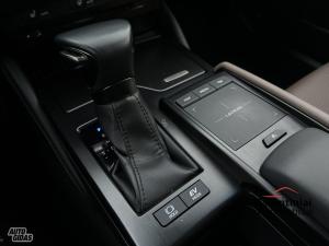 Melns Lexus ES 300 H 2022 Avižieniai, ar dzinēja tilpumu 2.50 L un nobraukumu 167 tūkst. km par 29500 €, foto 30 vietnē AUTOMOTO.COM.LV