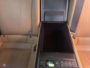 Melns Lexus ES 300 H 2022 Rīga, ar dzinēja tilpumu 2.50 L un nobraukumu 56 tūkst. km par 36900 €, foto 20 vietnē AUTOMOTO.COM.LV