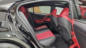 Black Lexus ES 300 H 2022 in Tallinn, with an engine capacity of 2.49 L and mileage of 42 thousand km for 41995 €, photo 14 on AUTOMOTO.COM.LV