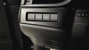 Black Lexus ES 300 H 2022 in Tallinn, with an engine capacity of 2.49 L and mileage of 42 thousand km for 41995 €, photo 24 on AUTOMOTO.COM.LV