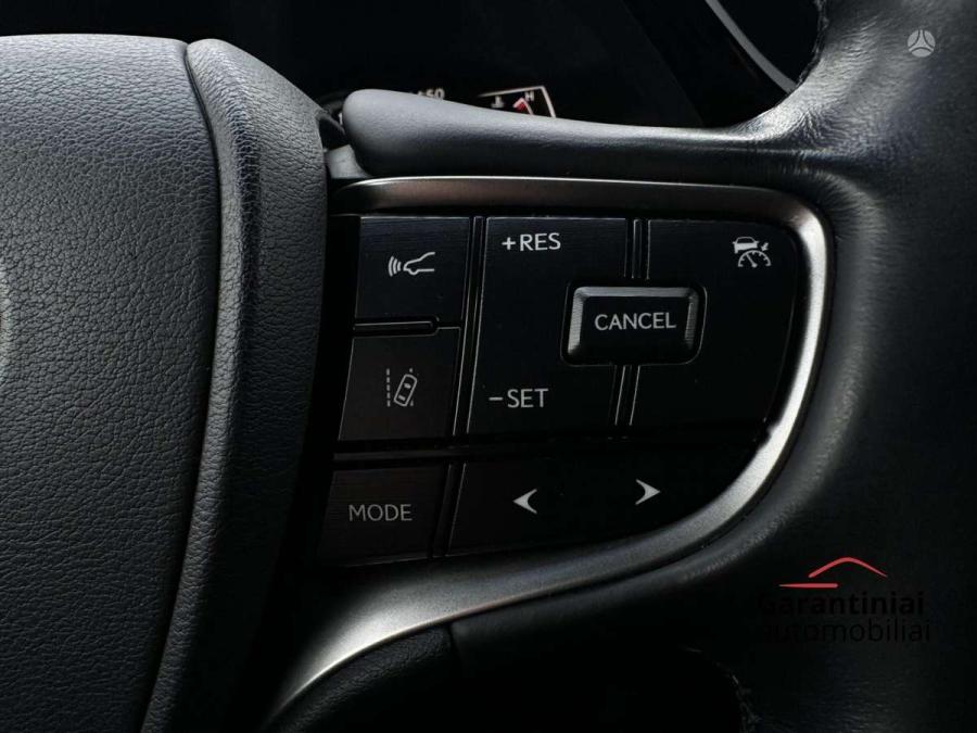 Melns Lexus ES 300 H 2022 Viļņa, ar dzinēja tilpumu 2.50 L un nobraukumu 169 tūkst. km par 27500 €, foto 17 vietnē AUTOMOTO.COM.LV