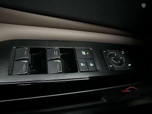 Melns Lexus ES 300 H 2022 Viļņa, ar dzinēja tilpumu 2.50 L un nobraukumu 169 tūkst. km par 27500 €, foto 30 vietnē AUTOMOTO.COM.LV