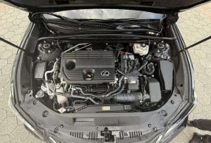 Black Lexus ES 300 H 2022 in Kaunas, with an engine capacity of 2.49 L and mileage of 106 thousand km for 21900 €, photo 10 on AUTOMOTO.COM.LV