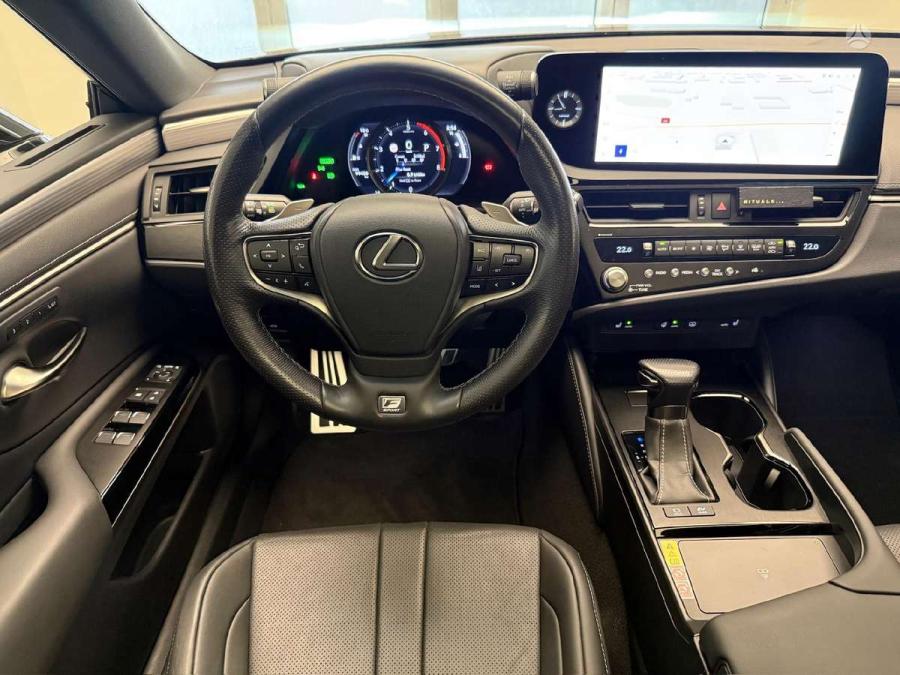 Melns Lexus ES 300 H 2023 Kauņa, ar dzinēja tilpumu 2.49 L un nobraukumu 99 tūkst. km par 39900 €, foto 9 vietnē AUTOMOTO.COM.LV