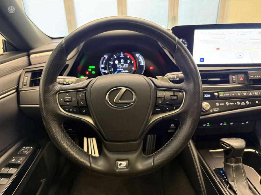 Melns Lexus ES 300 H 2023 Kauņa, ar dzinēja tilpumu 2.49 L un nobraukumu 99 tūkst. km par 39900 €, foto 11 vietnē AUTOMOTO.COM.LV