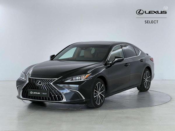 Lexus ES 300 H 2023 in Vilnius on AUTOMOTO.COM.LV Black Lexus ES 300 H 2023 in Vilnius, with an engine capacity of 2.49 L and mileage of 124 thousand km for 34900 €, photo 1 on AUTOMOTO.COM.LV