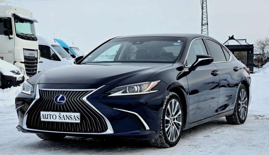Blue Lexus ES 300 H 2019 in Taurage, with an engine capacity of 2.49 L and mileage of 171 thousand km for 21900 €, photo 3 on AUTOMOTO.COM.LV