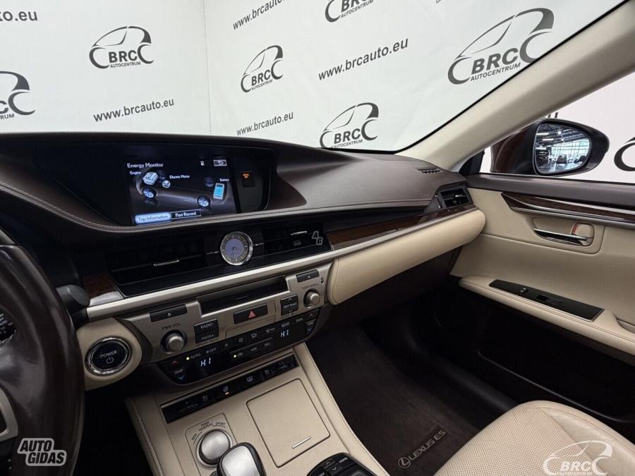Brūns Lexus ES 300 H 2016 Avižieniai, ar dzinēja tilpumu 2.50 L un nobraukumu 122 tūkst. km par 18000 €, foto 31 vietnē AUTOMOTO.COM.LV