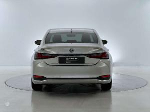 Brūns Lexus ES 300 H 2025 Viļņa, ar dzinēja tilpumu 2.49 L un nobraukumu 15 tūkst. km par 45900 €, foto 4 vietnē AUTOMOTO.COM.LV