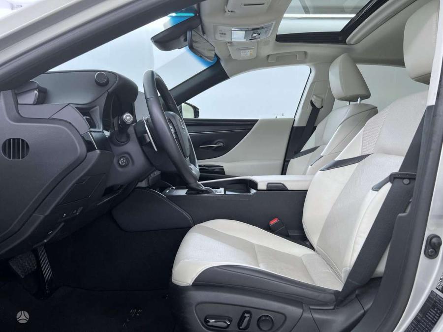 Brūns Lexus ES 300 H 2025 Viļņa, ar dzinēja tilpumu 2.49 L un nobraukumu 15 tūkst. km par 45900 €, foto 11 vietnē AUTOMOTO.COM.LV