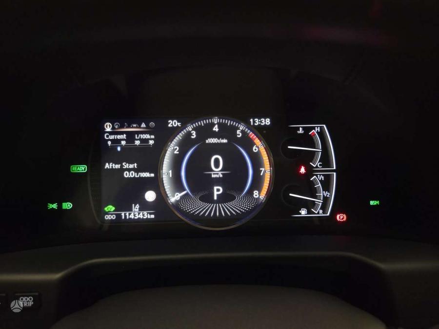 Green Lexus ES 300 H 2019 in Kaunas, with an engine capacity of 2.49 L and mileage of 114 thousand km for 31900 €, photo 14 on AUTOMOTO.COM.LV