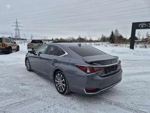 Pelēks Lexus ES 300 H 2020 Panevēža, ar dzinēja tilpumu 2.49 L un nobraukumu 247 tūkst. km par 20900 €, foto 7 vietnē AUTOMOTO.COM.LV
