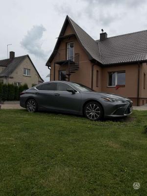 Pelēks Lexus ES 300 H 2020 Kauņa, ar dzinēja tilpumu 2.49 L un nobraukumu 260 tūkst. km par 21000 €, foto 3 vietnē AUTOMOTO.COM.LV