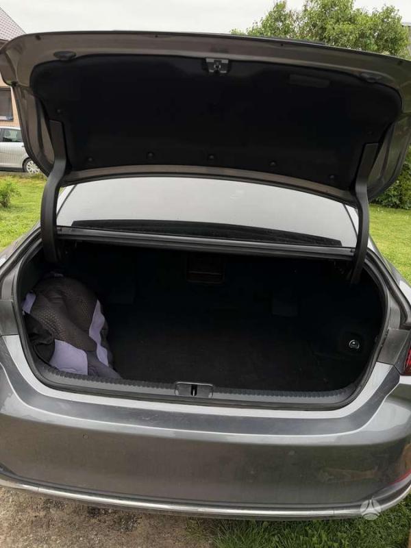 Pelēks Lexus ES 300 H 2020 Kauņa, ar dzinēja tilpumu 2.49 L un nobraukumu 260 tūkst. km par 21000 €, foto 8 vietnē AUTOMOTO.COM.LV