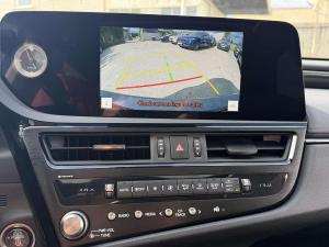 Pelēks Lexus ES 300 H 2023 Viļņa, ar dzinēja tilpumu 2.49 L un nobraukumu 93 tūkst. km par 34600 €, foto 32 vietnē AUTOMOTO.COM.LV