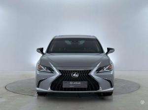 Pelēks Lexus ES 300 H 2024 Viļņa, ar dzinēja tilpumu 2.49 L un nobraukumu 60 tūkst. km par 41900 €, foto 5 vietnē AUTOMOTO.COM.LV