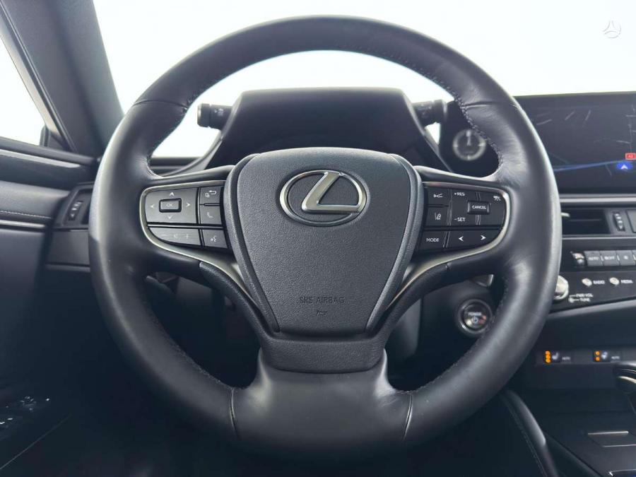 Pelēks Lexus ES 300 H 2024 Viļņa, ar dzinēja tilpumu 2.49 L un nobraukumu 60 tūkst. km par 41900 €, foto 12 vietnē AUTOMOTO.COM.LV