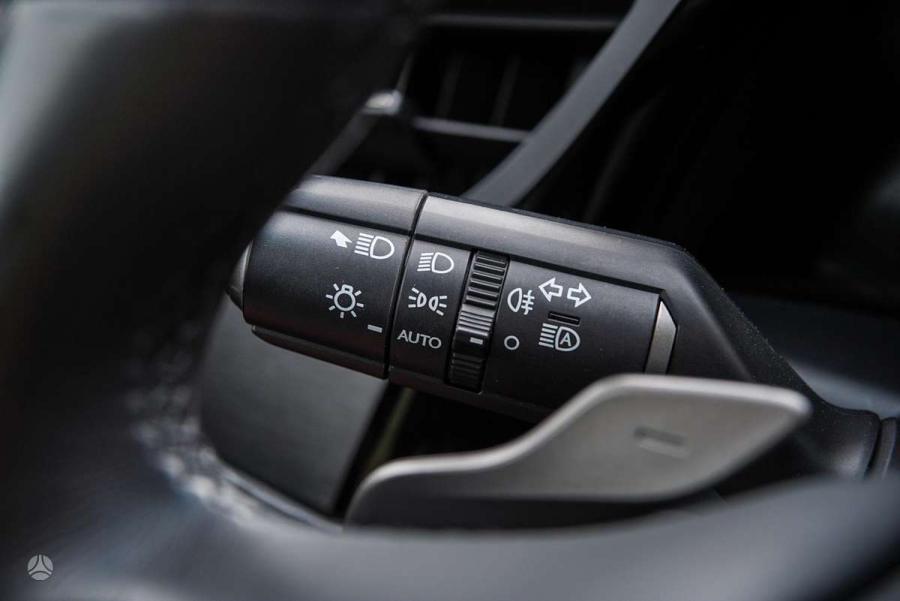Grey Lexus ES 300 H 2024 in Marijampole, with an engine capacity of 2.49 L and mileage of 190 thousand km for 29950 €, photo 27 on AUTOMOTO.COM.LV