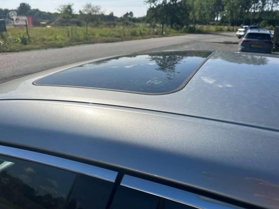 Grey Lexus ES 300 H 2024 in Prienai, with an engine capacity of 2.49 L and mileage of 84 thousand km for 23499 €, photo 4 on AUTOMOTO.COM.LV