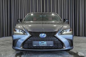 Lexus ES 300 H 2019 Marijampole, ar dzinēja tilpumu 2.50 L un nobraukumu 264 tūkst. km par 21450 €, foto 3 vietnē AUTOMOTO.COM.LV