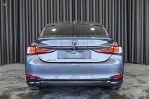 Lexus ES 300 H 2019 Marijampole, ar dzinēja tilpumu 2.50 L un nobraukumu 264 tūkst. km par 21450 €, foto 11 vietnē AUTOMOTO.COM.LV