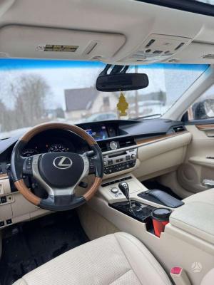 Balts Lexus ES 300 H 2015 Viļņa, ar dzinēja tilpumu 2.50 L un nobraukumu 178 tūkst. km par 13450 €, foto 7 vietnē AUTOMOTO.COM.LV