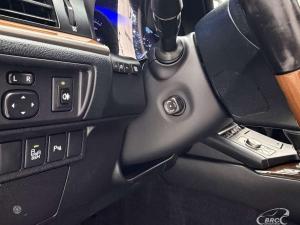 White Lexus ES 300 H 2015 in Vilnius, with an engine capacity of 2.49 L and mileage of 161 thousand km for 11900 €, photo 29 on AUTOMOTO.COM.LV