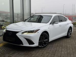 Balts Lexus ES 300 H 2020 Viļņa, ar dzinēja tilpumu 2.49 L un nobraukumu 180 tūkst. km par 29999 €, foto 2 vietnē AUTOMOTO.COM.LV