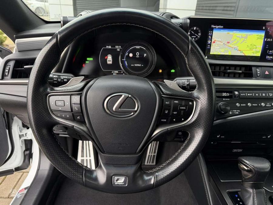 Balts Lexus ES 300 H 2020 Viļņa, ar dzinēja tilpumu 2.49 L un nobraukumu 180 tūkst. km par 29999 €, foto 13 vietnē AUTOMOTO.COM.LV