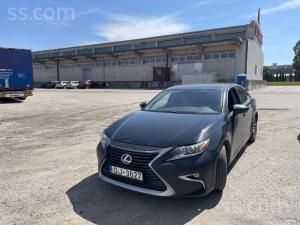 Melns Lexus ES 2016 Rīga, ar dzinēja tilpumu 2.50 L un nobraukumu 295 tūkst. km par 10500 €, foto  vietnē AUTOMOTO.COM.LV