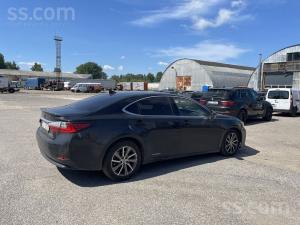 Melns Lexus ES 2016 Rīga, ar dzinēja tilpumu 2.50 L un nobraukumu 295 tūkst. km par 10500 €, foto 10 vietnē AUTOMOTO.COM.LV