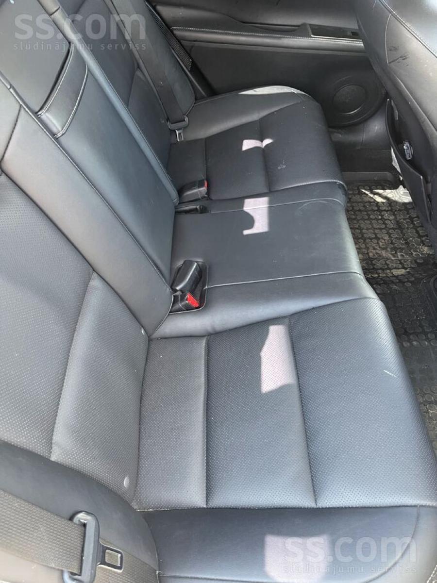 Melns Lexus ES 2016 Rīga, ar dzinēja tilpumu 2.50 L un nobraukumu 295 tūkst. km par 10500 €, foto 11 vietnē AUTOMOTO.COM.LV