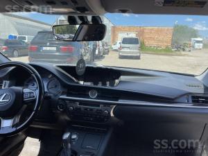 Melns Lexus ES 2016 Rīga, ar dzinēja tilpumu 2.50 L un nobraukumu 295 tūkst. km par 10500 €, foto 15 vietnē AUTOMOTO.COM.LV