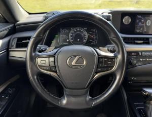 Melns Lexus ES 2020 Rīga, ar dzinēja tilpumu 2.50 L un nobraukumu 121 tūkst. km par 27590 €, foto 14 vietnē AUTOMOTO.COM.LV