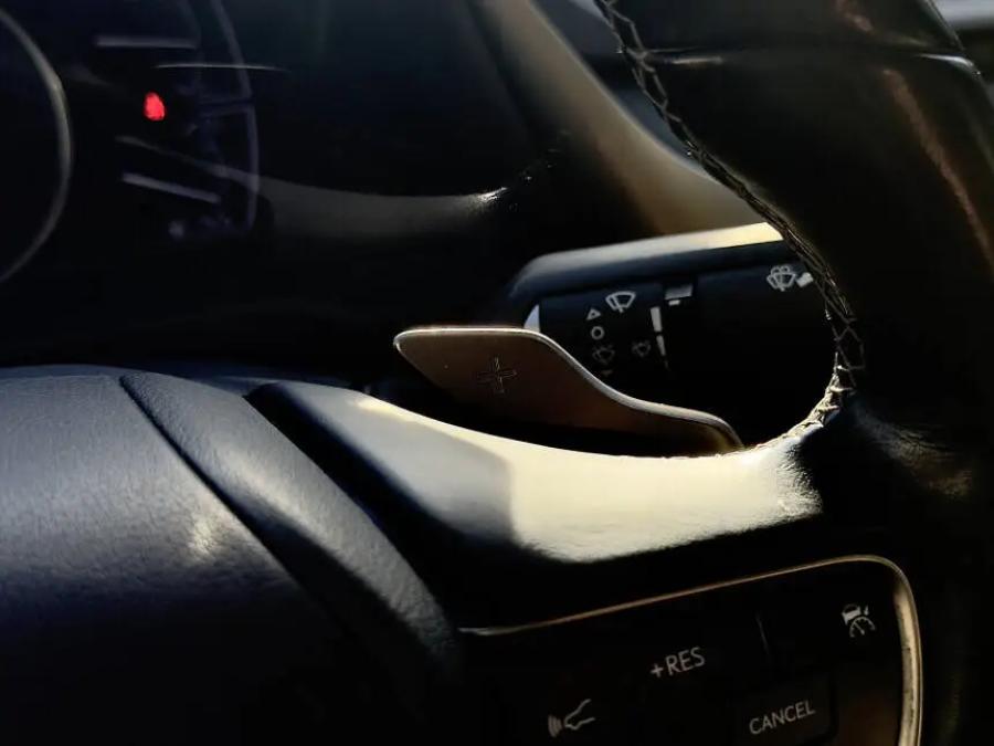 Melns Lexus ES 2020 Rīga, ar dzinēja tilpumu 2.50 L un nobraukumu 121 tūkst. km par 27590 €, foto 20 vietnē AUTOMOTO.COM.LV
