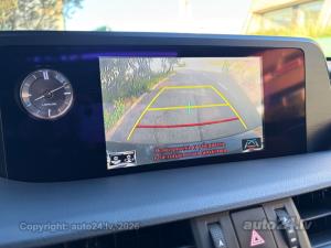 Melns Lexus ES 2020 Tallina, ar dzinēja tilpumu 2.50 L un nobraukumu 387 tūkst. km par 22000 €, foto 18 vietnē AUTOMOTO.COM.LV