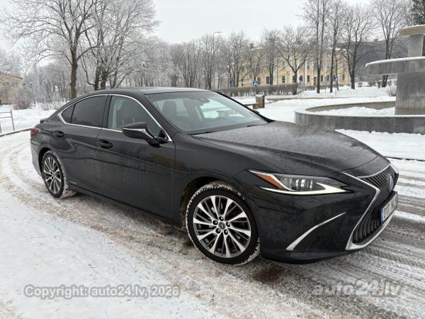 Black Lexus ES 2021 in Tallinn, with an engine capacity of 2.50 L and mileage of 93 thousand km for 33000 €, photo 5 on AUTOMOTO.COM.LV