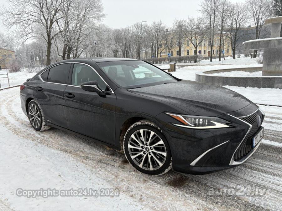 Melns Lexus ES 2021 Tallina, ar dzinēja tilpumu 2.50 L un nobraukumu 93 tūkst. km par 33000 €, foto 5 vietnē AUTOMOTO.COM.LV