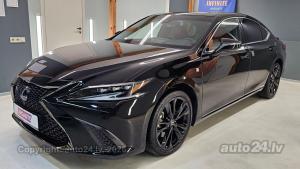 Black Lexus ES 2022 in Tallinn, with an engine capacity of 2.50 L and mileage of 42 thousand km for 41995 €, photo 3 on AUTOMOTO.COM.LV