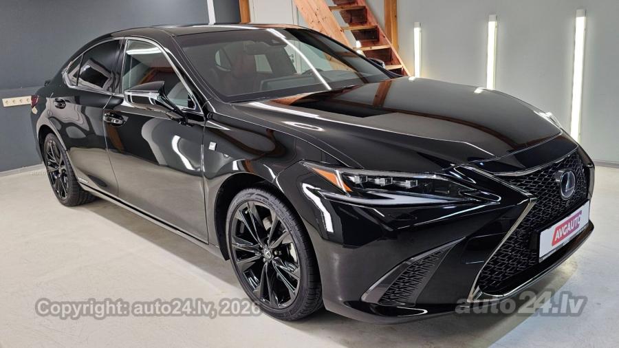 Black Lexus ES 2022 in Tallinn, with an engine capacity of 2.50 L and mileage of 42 thousand km for 41995 €, photo 4 on AUTOMOTO.COM.LV
