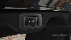 Black Lexus ES 2022 in Tallinn, with an engine capacity of 2.50 L and mileage of 42 thousand km for 41995 €, photo 31 on AUTOMOTO.COM.LV