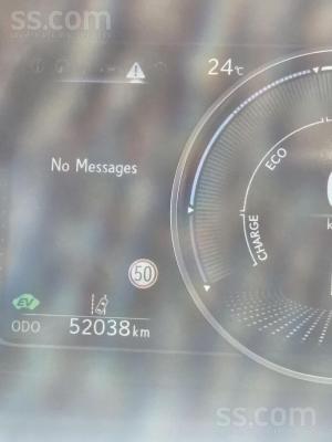 Black Lexus ES 2022 in Riga, with an engine capacity of 2.50 L and mileage of 53 thousand km for 40910 €, photo 13 on AUTOMOTO.COM.LV